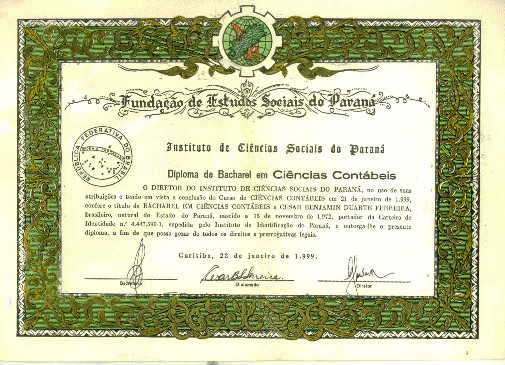 Diplomas e Cursos